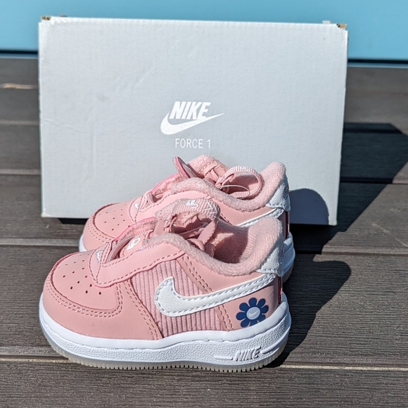 Nike | Shoes | Nike Force 2c | Poshmark